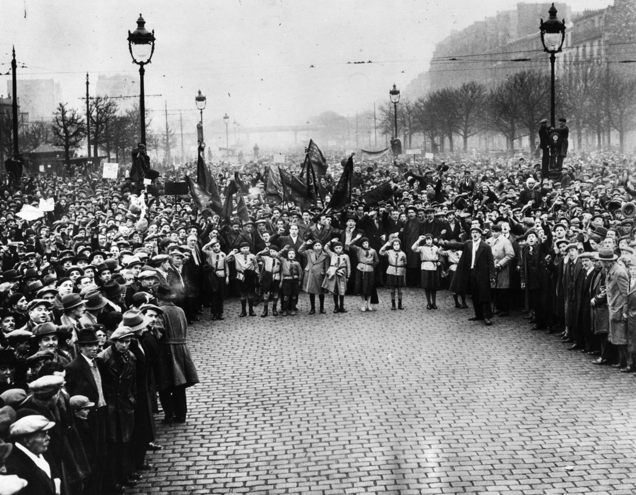 L’émeute fasciste du 6 février 1934 et la réaction populaire | L ...